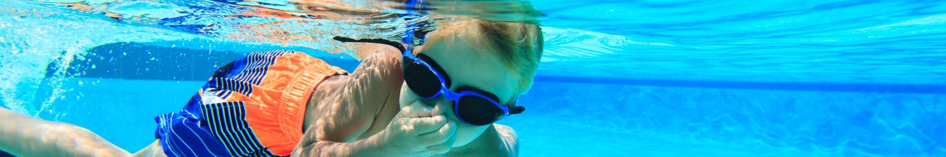 What are the swimming pool rules in France? | ACSI Eurocampings Blog